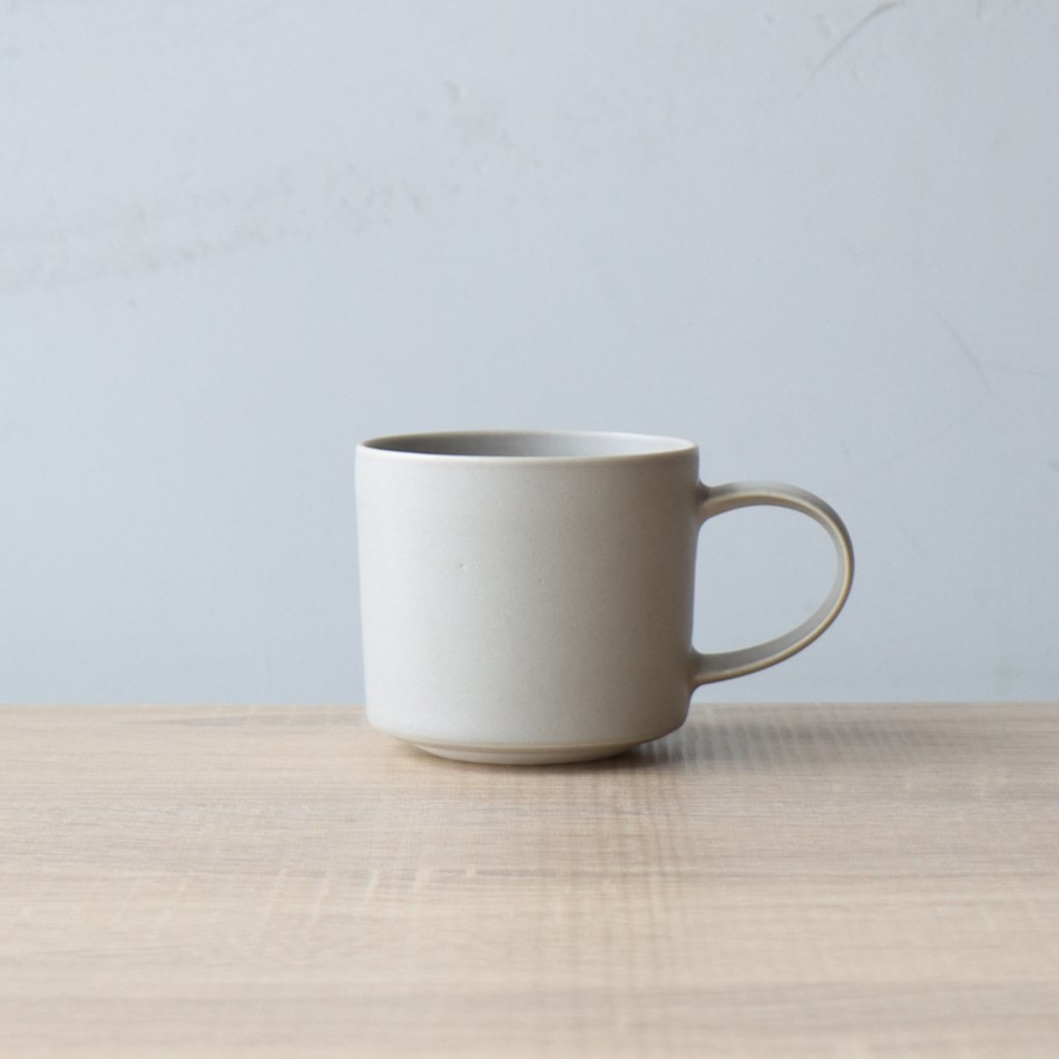 ナチュラルカラーの普段使いしやすいマグカップ！ | 波佐見焼 Natural mug M